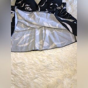 VENUS | Swim | Venus Floral Black And White Tankini Top Size 6 Nwot ...